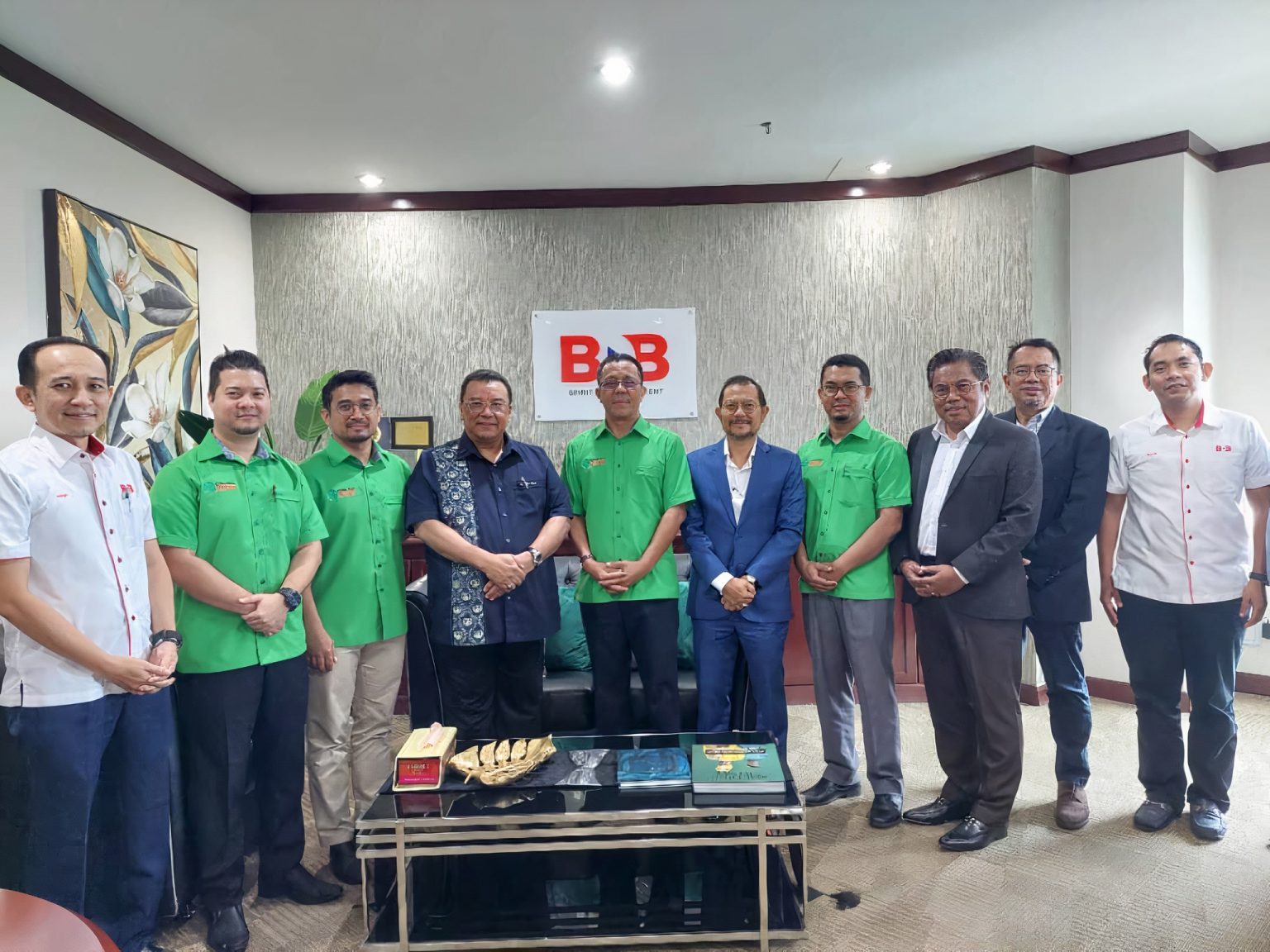 KUNJUNGAN HORMAT PEJABAT DAERAH KUBANG PASU KE MENARA BDB – Bina ...